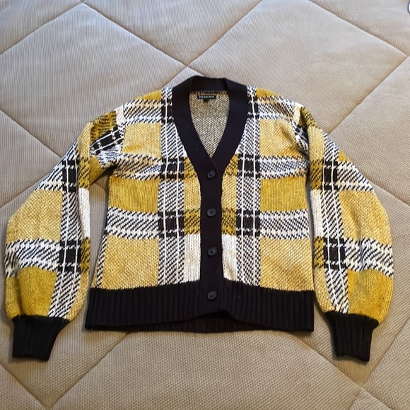 Who What Wear | Sweaters | Who What Wear Xs Black And Yellow Plaid ...